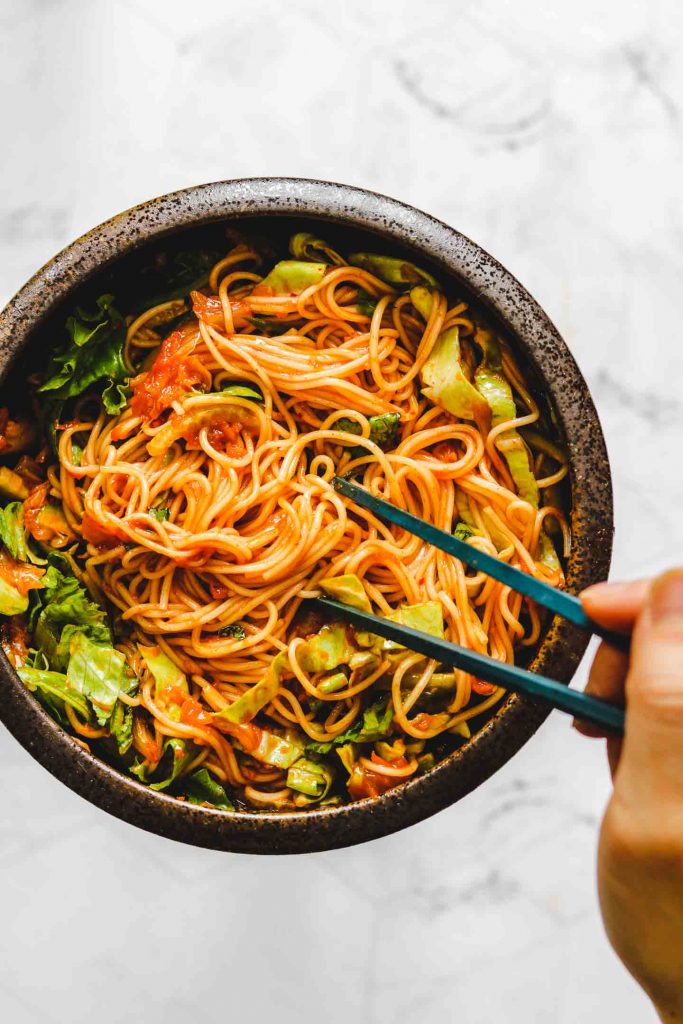 Vegan Bibim Guksu (Korean Spicy Cold Noodles) - Okonomi Kitchen