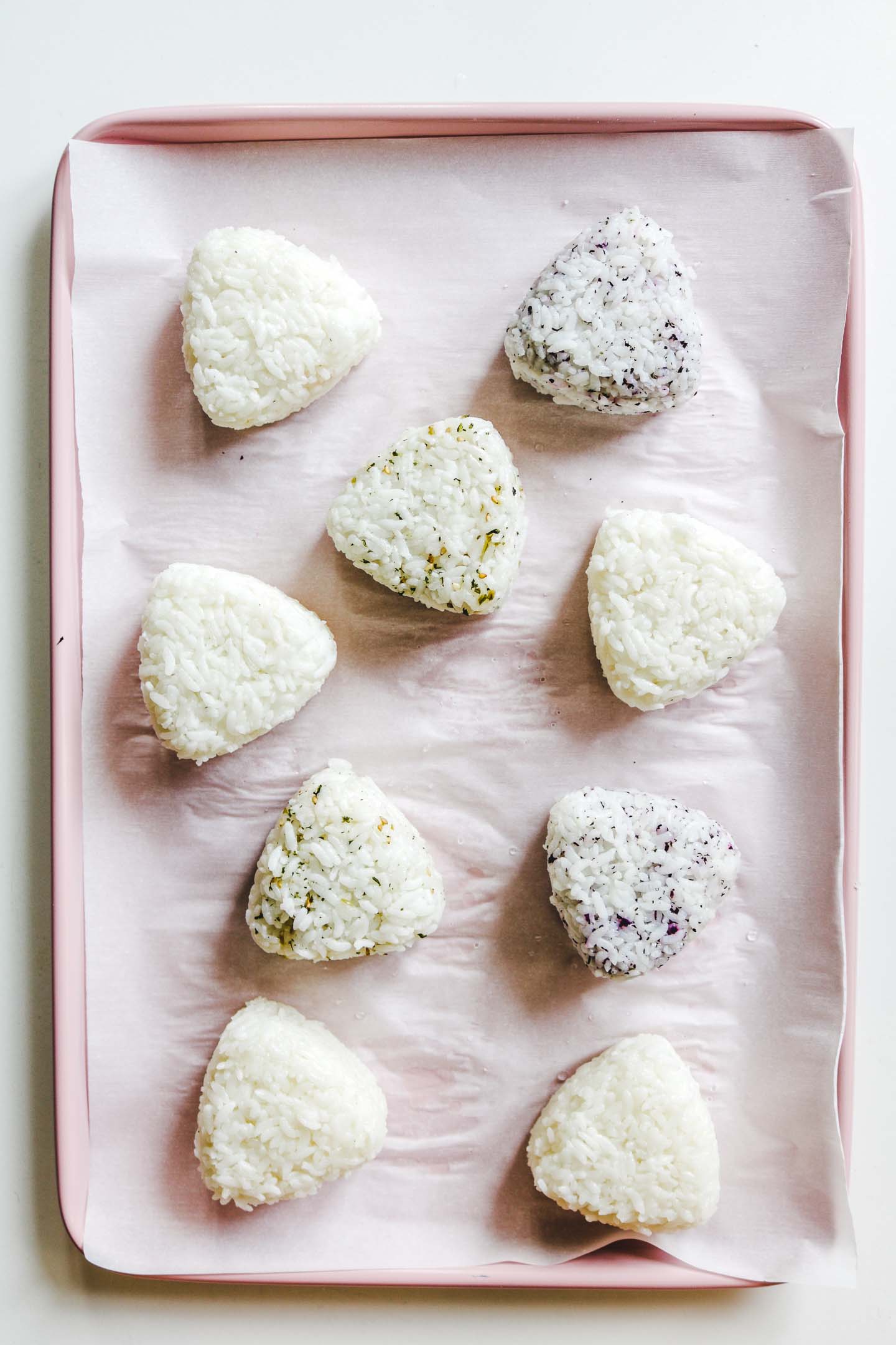 How to Make Onigiri (Japanese Rice Balls) | Ultimate Guide - Okonomi ...