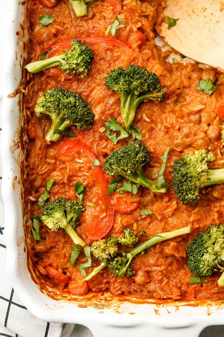 Thai Red Curry Rice Casserole (Dump and Bake) - Okonomi Kitchen
