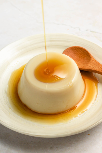 Vegan Purin プリン (Japanese Crème Caramel) - Okonomi Kitchen