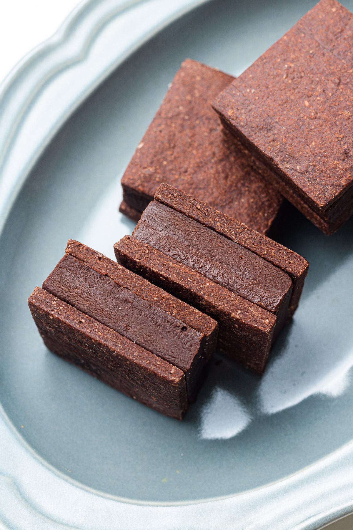 Nama Chocolate Sandwich Cookies 生チョコクッキーサンド - Okonomi Kitchen
