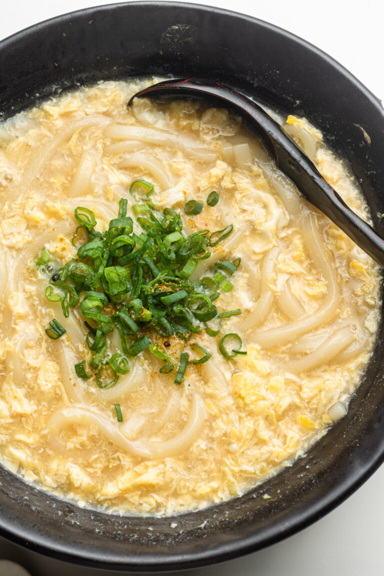 Tamago Toji Udon (Egg Drop Udon Noodle Soup) 卵とじうどん - Okonomi Kitchen
