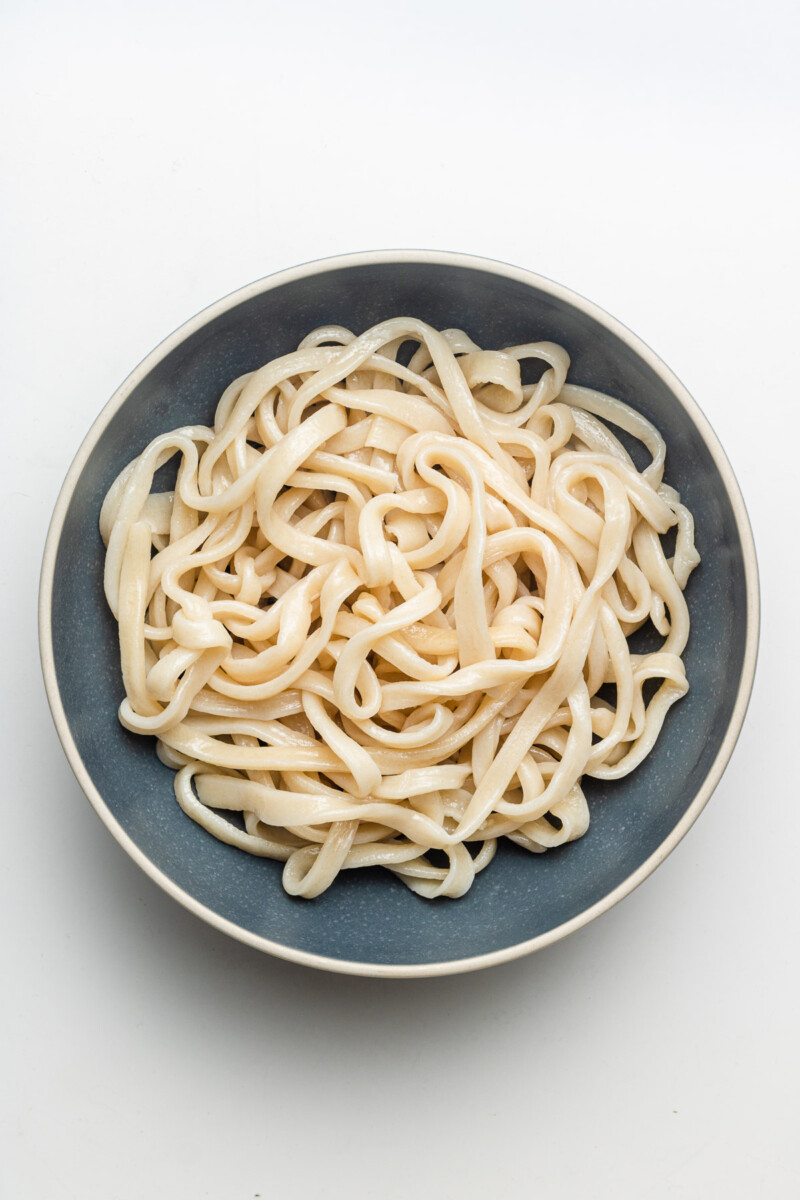 Hand Pulled Noodles (La Mian) 拉面 - Okonomi Kitchen