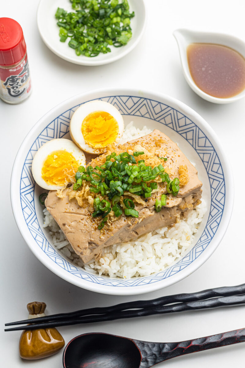 Rice Cooker Tofu and Rice (Toumeshi) 炊飯器とうめし - Okonomi Kitchen