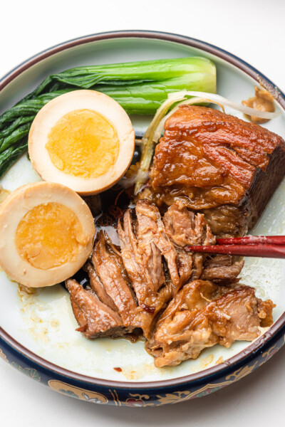 Kakuni (Japanese Braised Pork Belly) 角煮 - Okonomi Kitchen