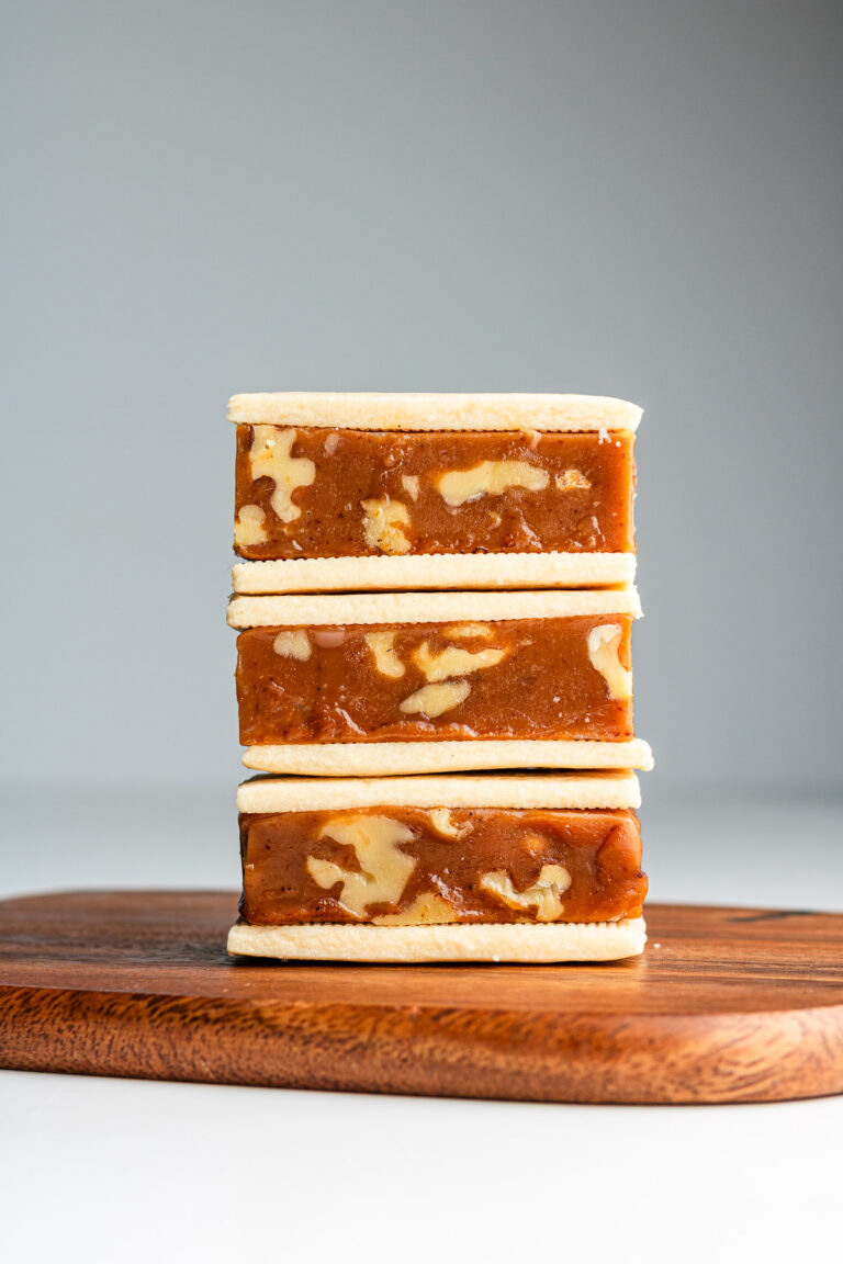 Caramel Walnut Sandwich Cookies - Okonomi Kitchen